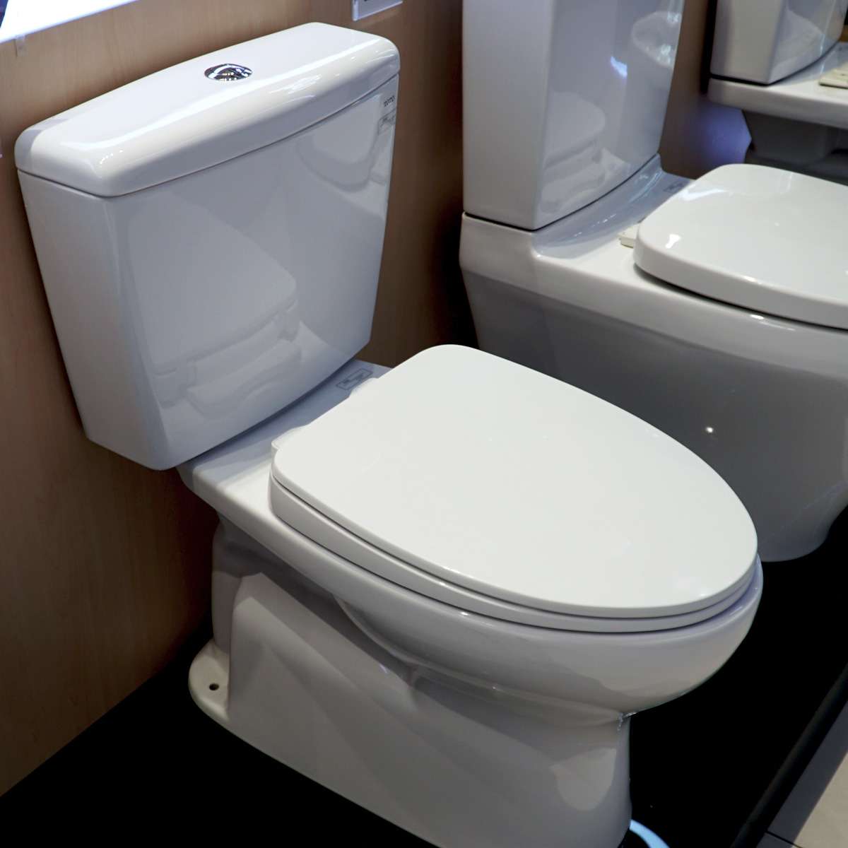 bon-cau-toto, thiet-bi-ve-sinh-toto, Bàn cầu hai khối TOTO CS300DRT10 . Thiết bị vệ sinh toto ...